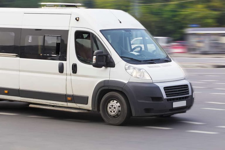 What Is the Average Width of A Car? - Upgraded Vehicle