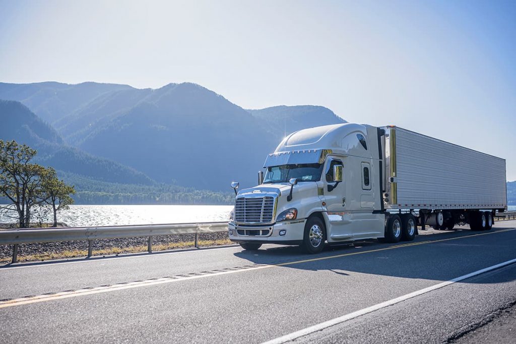 How Much Horsepower Does A Semi Truck Have