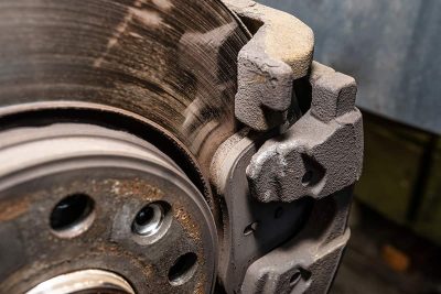 5 Symptoms of Worn-out Brake Pads (with Suggested Solutions) - Upgraded ...