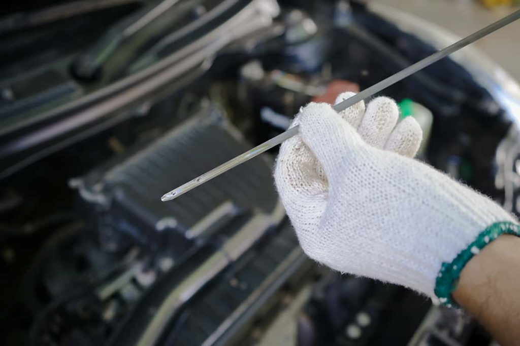 What Color Should the Oil Be on A Car’s Dipstick Be? (with Color Chart ...
