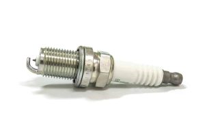 Spark Plugs Tips Are White – Causes & Fixes - Upgraded Vehicle