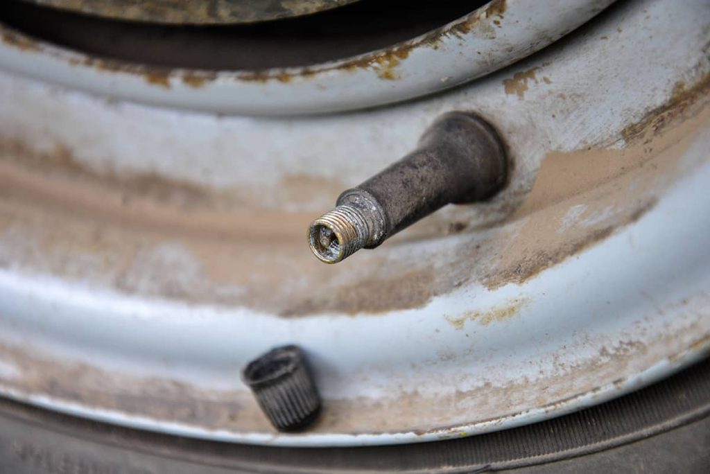 Symptoms of Bad Valve Caps - Upgraded Vehicle