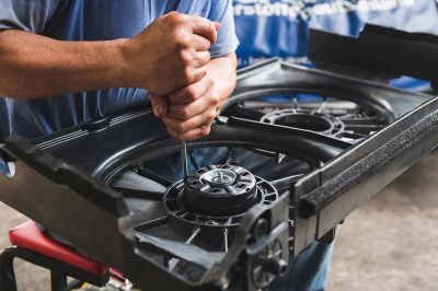 Radiator Fan Not Working – Symptoms, Causes & Troubleshooting ...